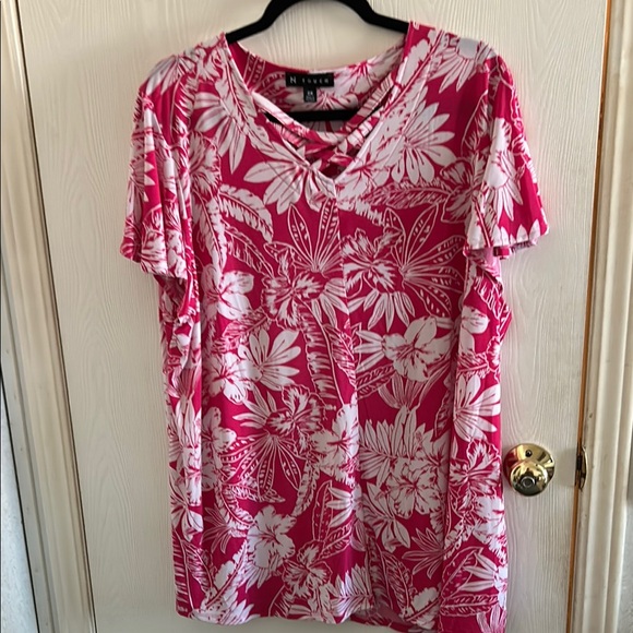 N Touch | Tops | Pink Short Sleeve Relaxed Blouse | Poshmark